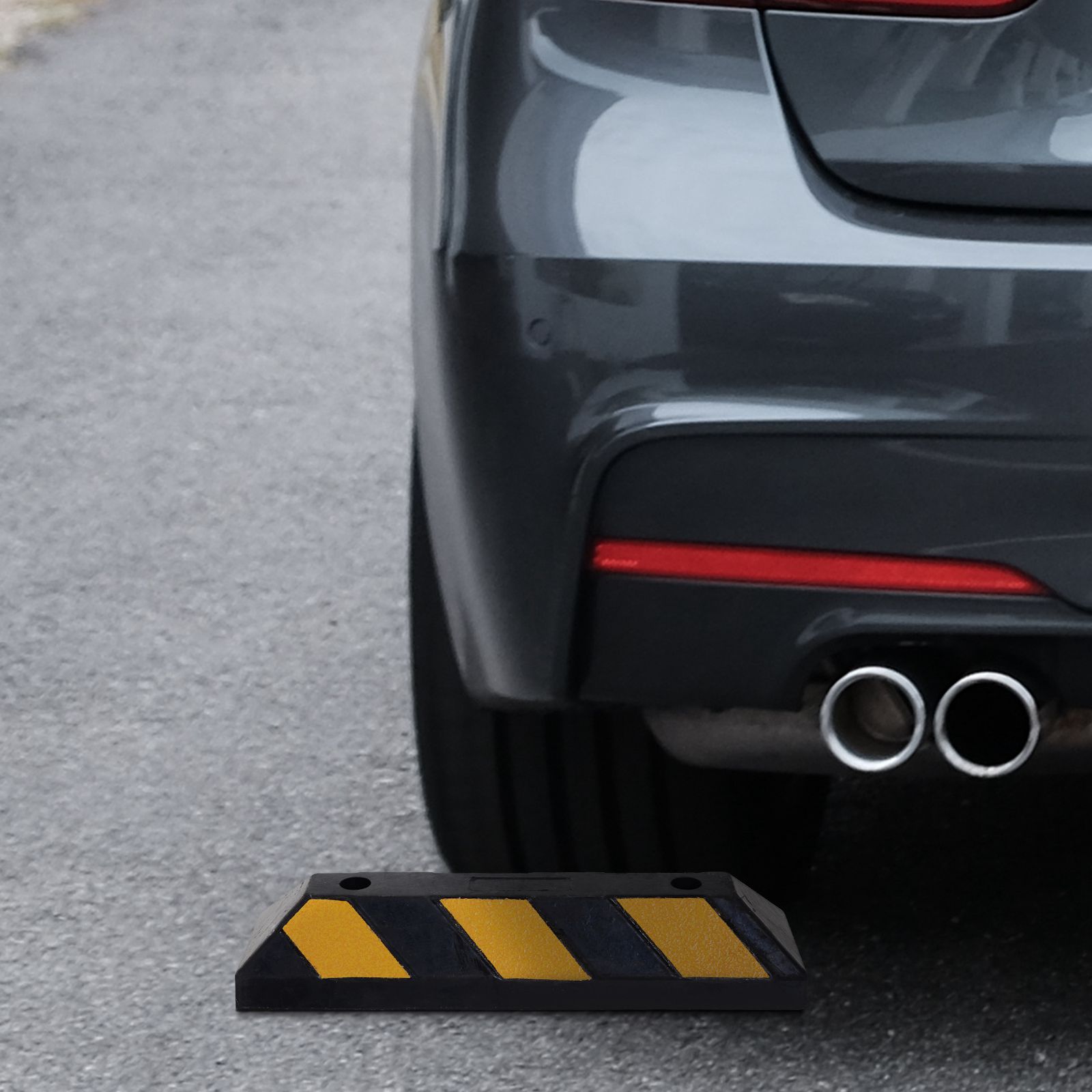 HOMCOM 2 Packing Rubber Curb Safety and Security Wheel Stopper for ...