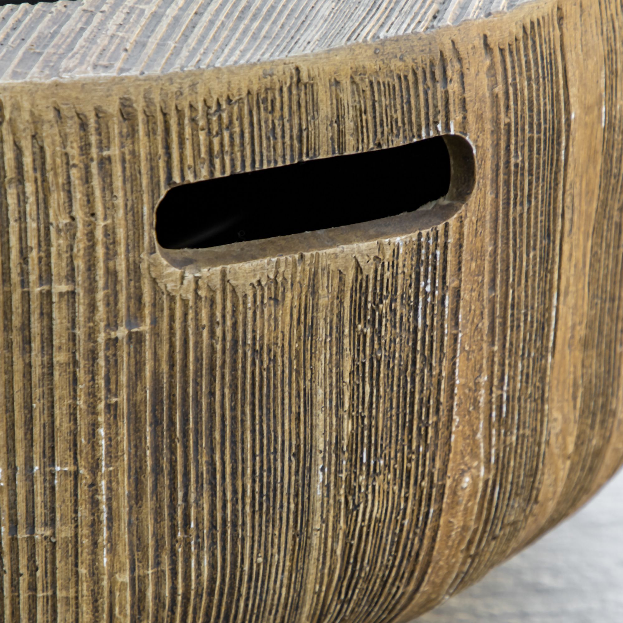 Outsunny Outdoor Fire Pit with Stump Effect, 24-inch Wood-burning ...