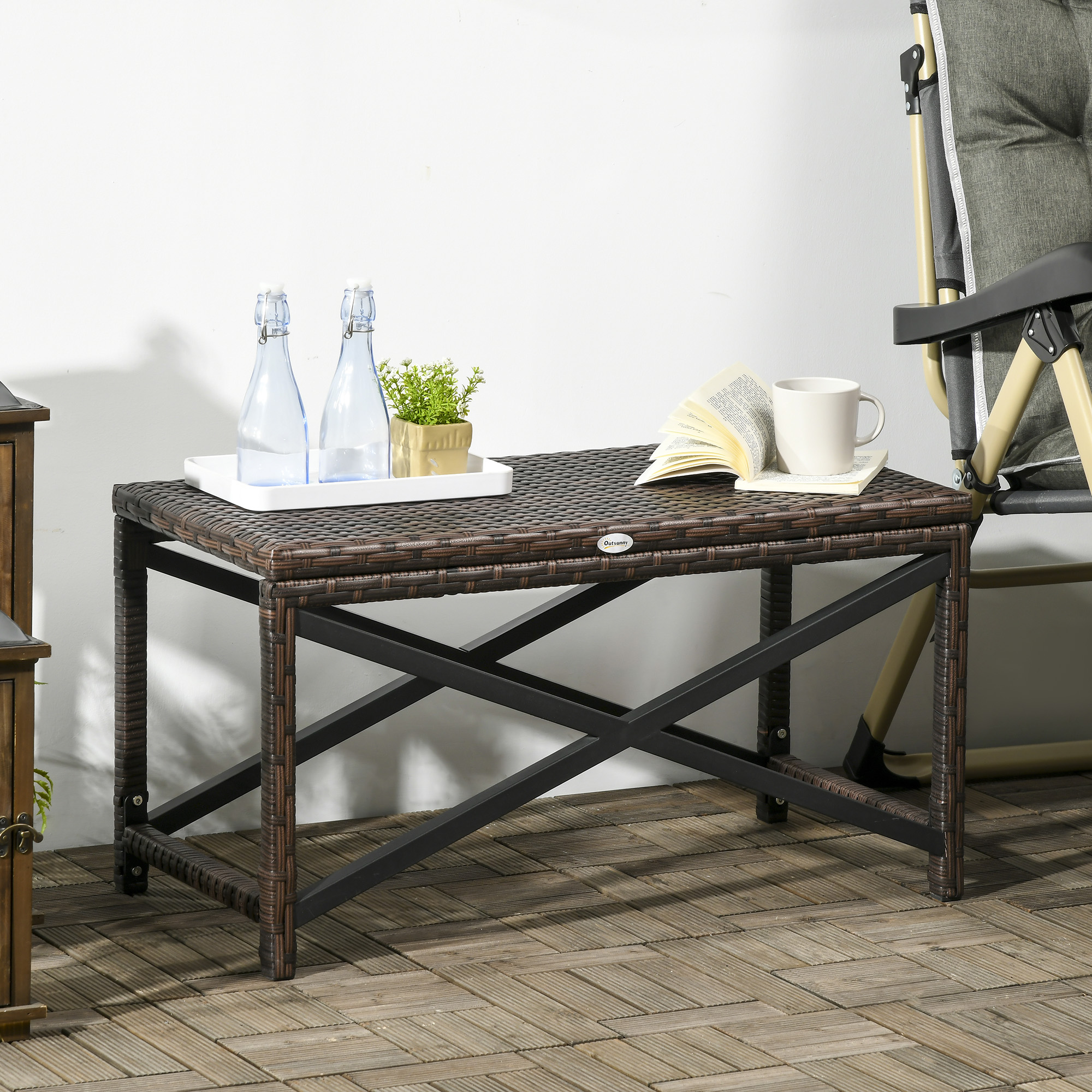 Outsunny Patio Wicker End Table, Outdoor PE Rattan Side Table, with ...