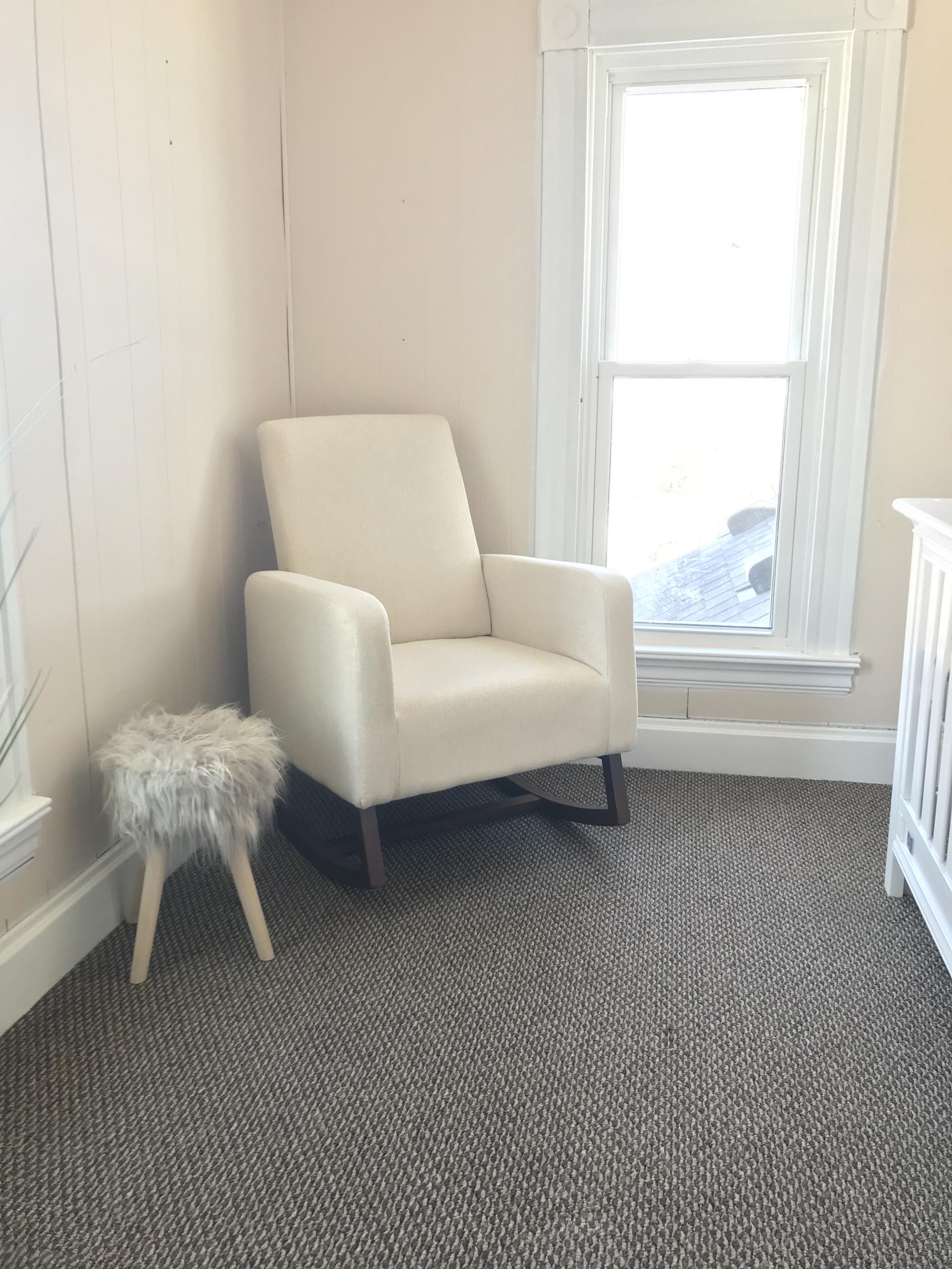 HOMCOM Accent Lounge Rocking Chair with Solid Curved Wood Base and ...