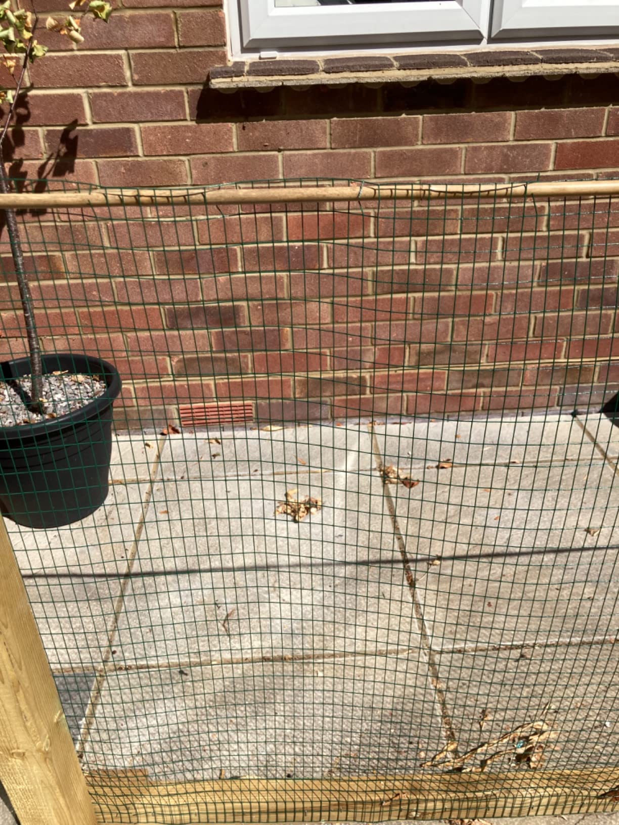 Pawhut PVC Coated Welded Wire Mesh Fencing Chicken Poultry Aviary Fence ...