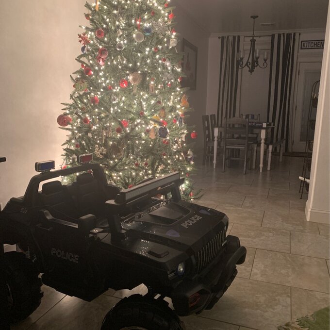 Aosom Remote Control Power Wheels with Full LED Lights, MP3, Black ...