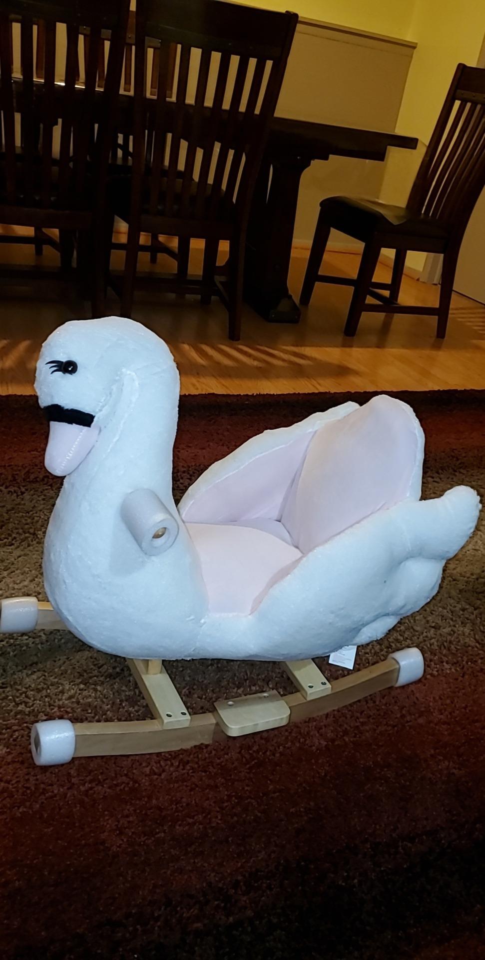 Qaba Kids Ride On Rocking Horse Plush Swan Style Toy with Music for ...