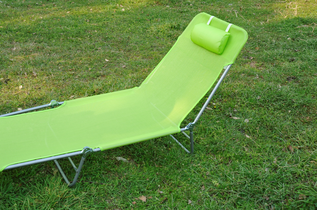 Outsunny Adjustable Reclining Beach Sun Lounge Chair - Green|Aosom.ca