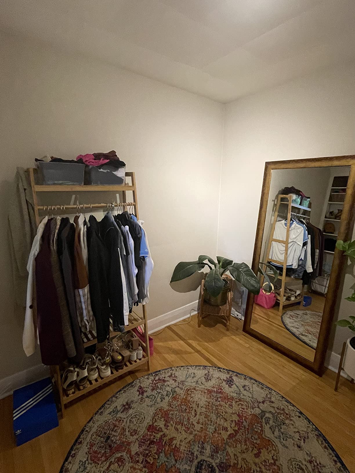 HOMCOM Bamboo Garment Rack, Freestanding Wooden Clothing Rack with 3 ...