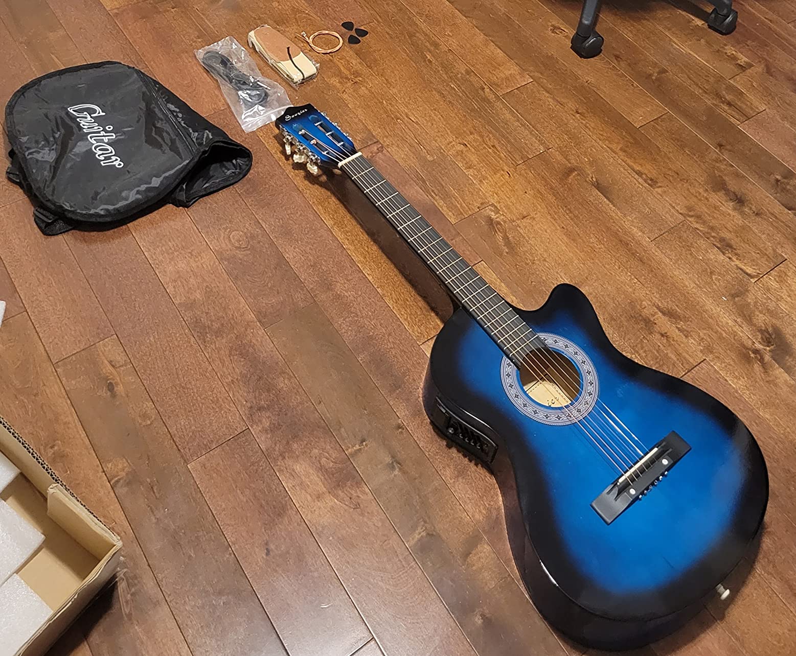 HOMCOM 38 Inch Full Size Classical Acoustic Electric Guitar Premium ...