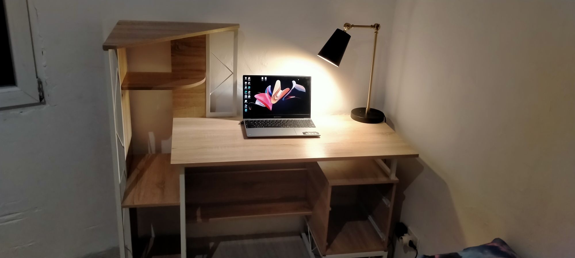 HOMCOM Storage Computer Desk 52" Multi-Level Computer Workstation ...