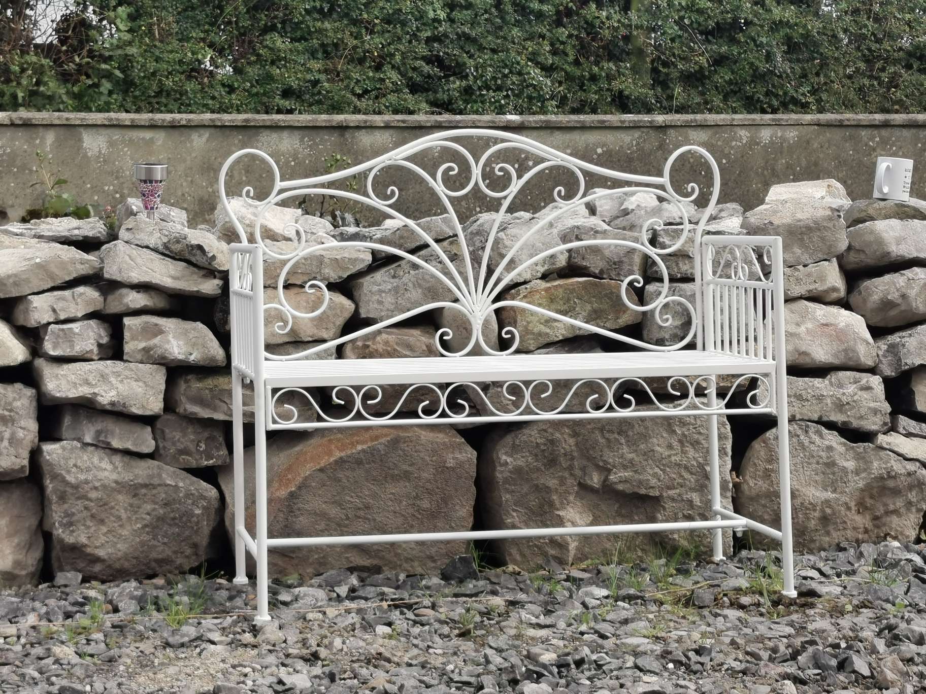Outsunny 45” Cast Iron Antique Outdoor Patio Garden Bench Seat - Cream ...